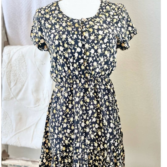 Passport | Dresses | Shortsleeve Floral Summer Dress Plus | Poshmark